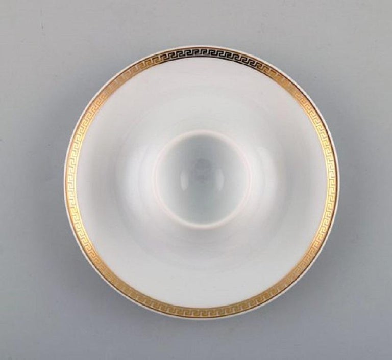 Gianni Versace / Paul Wunderlich for Rosenthal, "Médaillon Méandre D'or ...