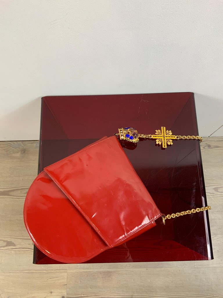 Gianni Versace red leather shoulder bag For Sale at 1stDibs