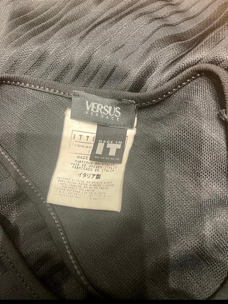 Gianni Versace Versus Spring 2001 Black Cut Out Sleeveless Vintage ...