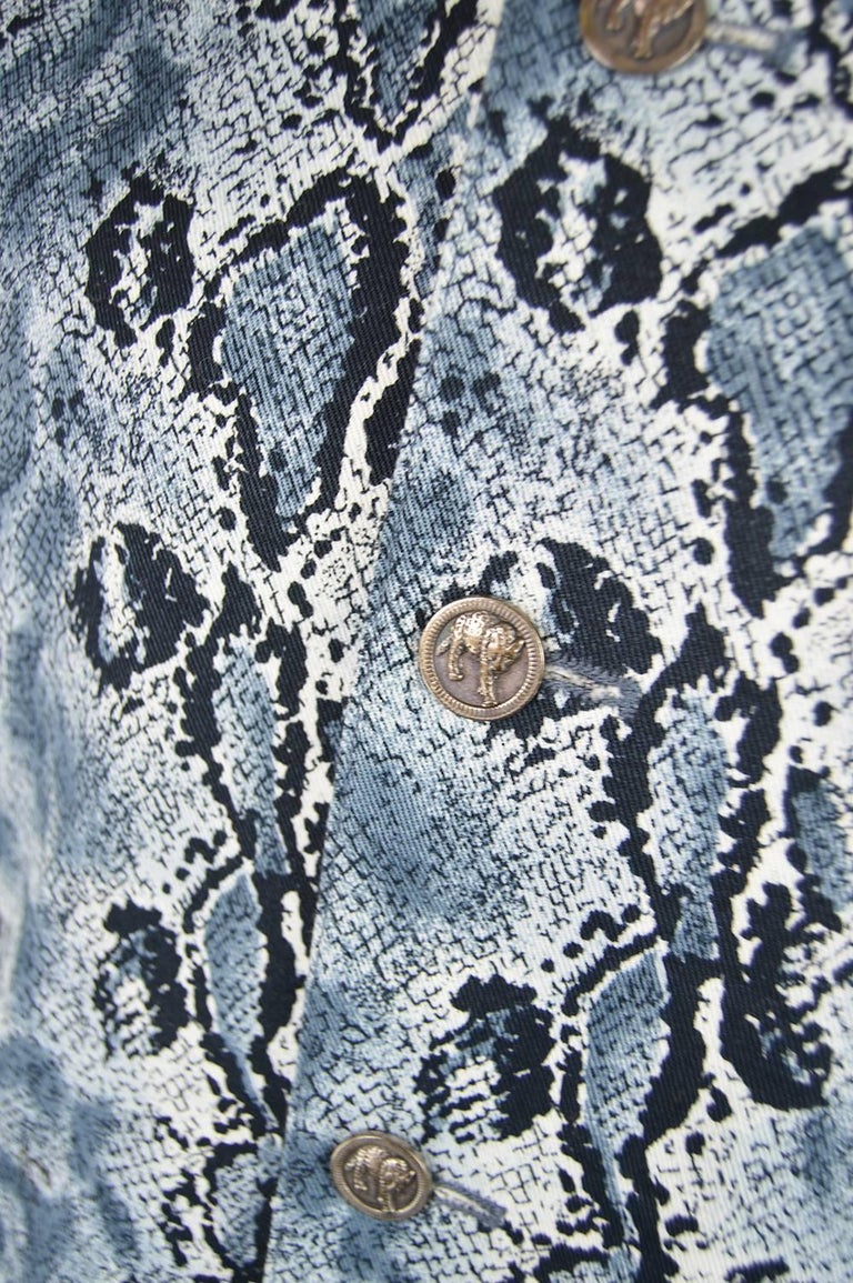 Gianni Versace Vintage Mens Snakeskin Print Vest For Sale at 1stDibs ...