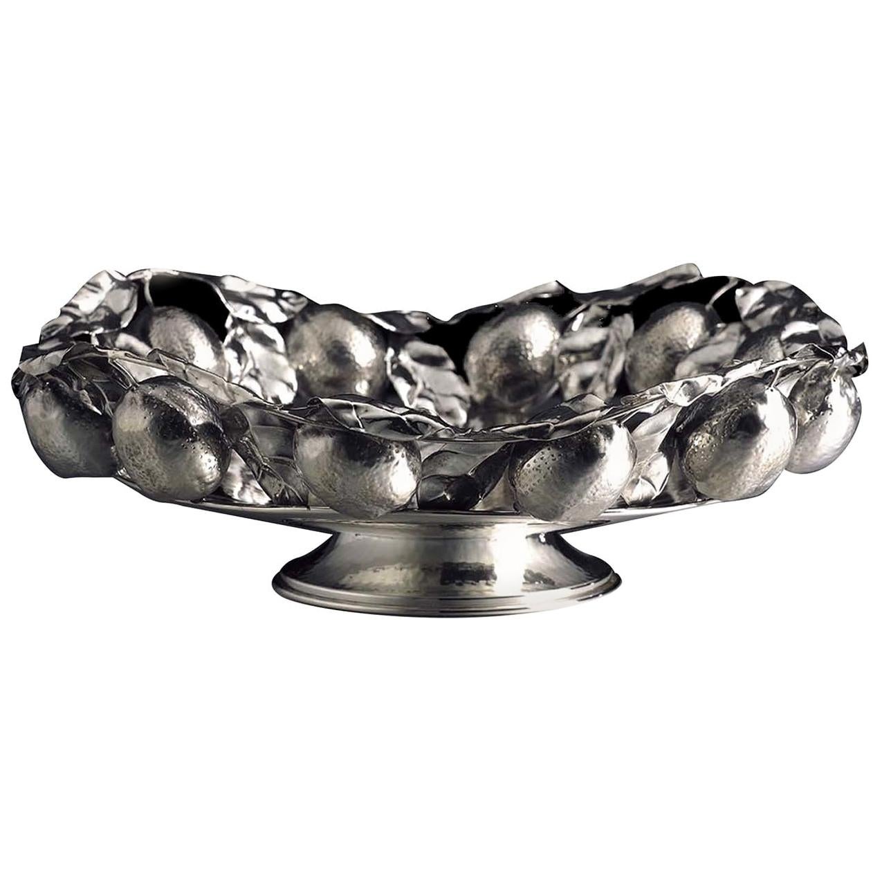 Round Fruit Platter For Sale at 1stDibs