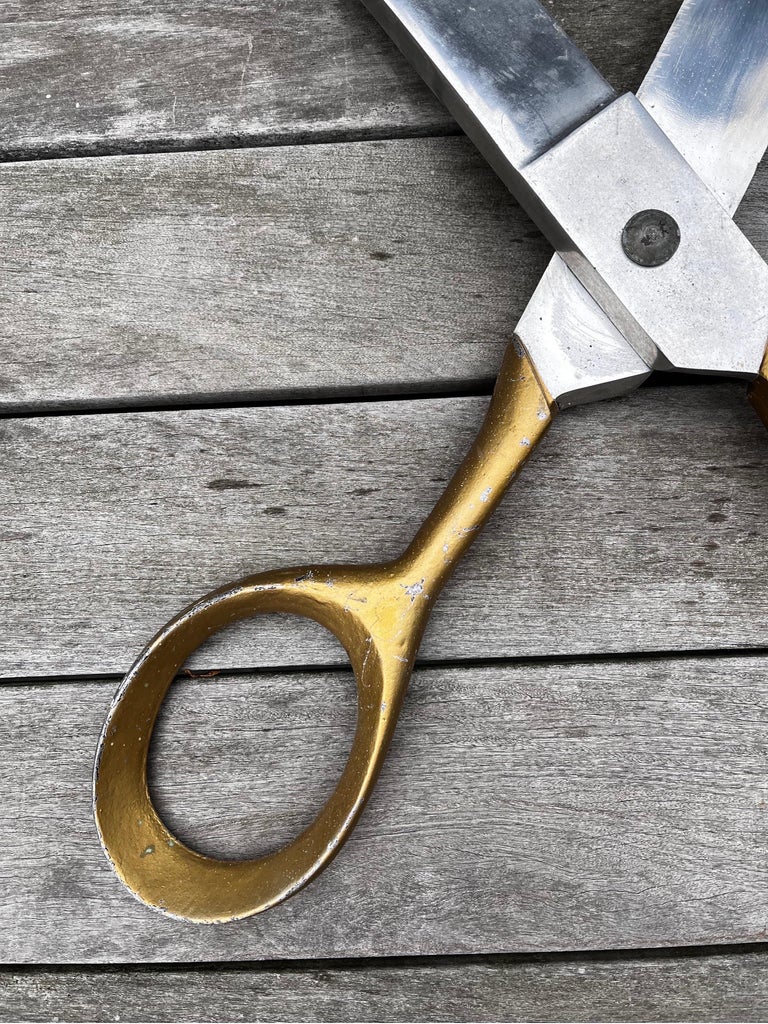 “Giant” Scissors, Advertising Store Display For Sale at 1stDibs