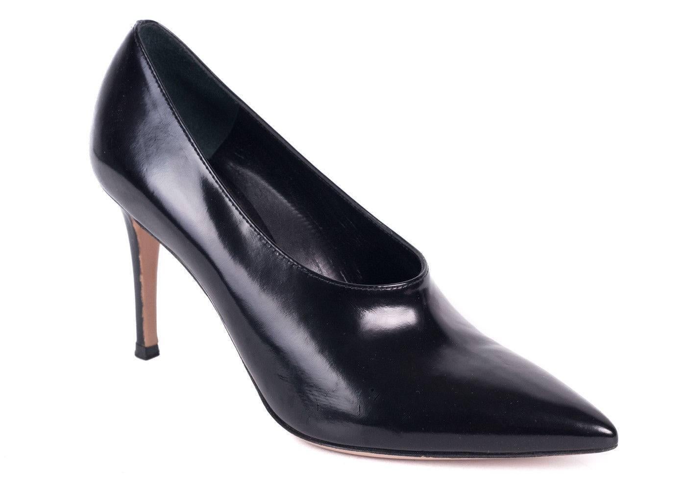 Gianvito Rossi Black Leather High Vamp Pointed Toe Heels For Sale at ...