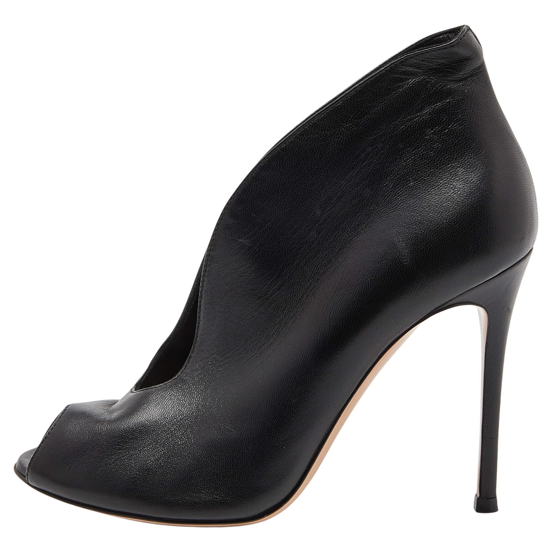 Gianvito Rossi Black Leather Vamp Peep Toe Booties Size 38 For Sale at ...