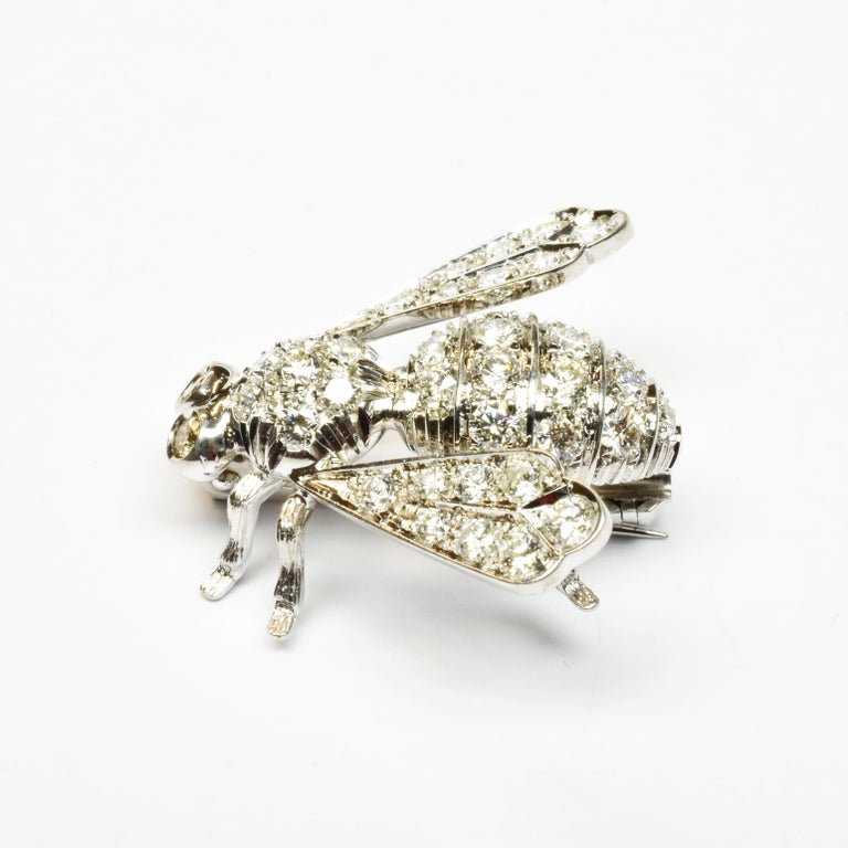 Diamonds Gold Bee Brooch, Made in Italy For Sale at 1stDibs