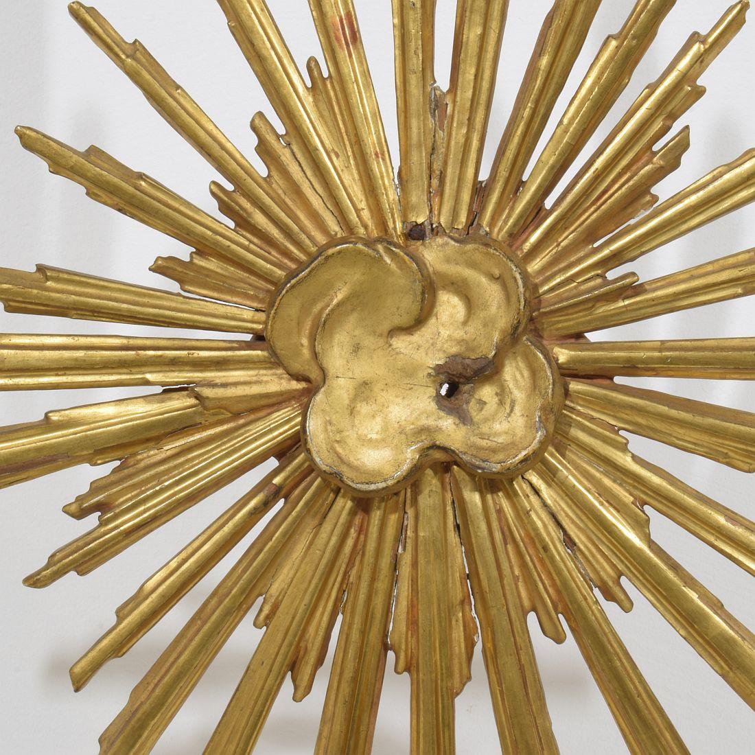 Gilded 18th Century Italian Baroque Carved Wooden Sun For Sale at ...