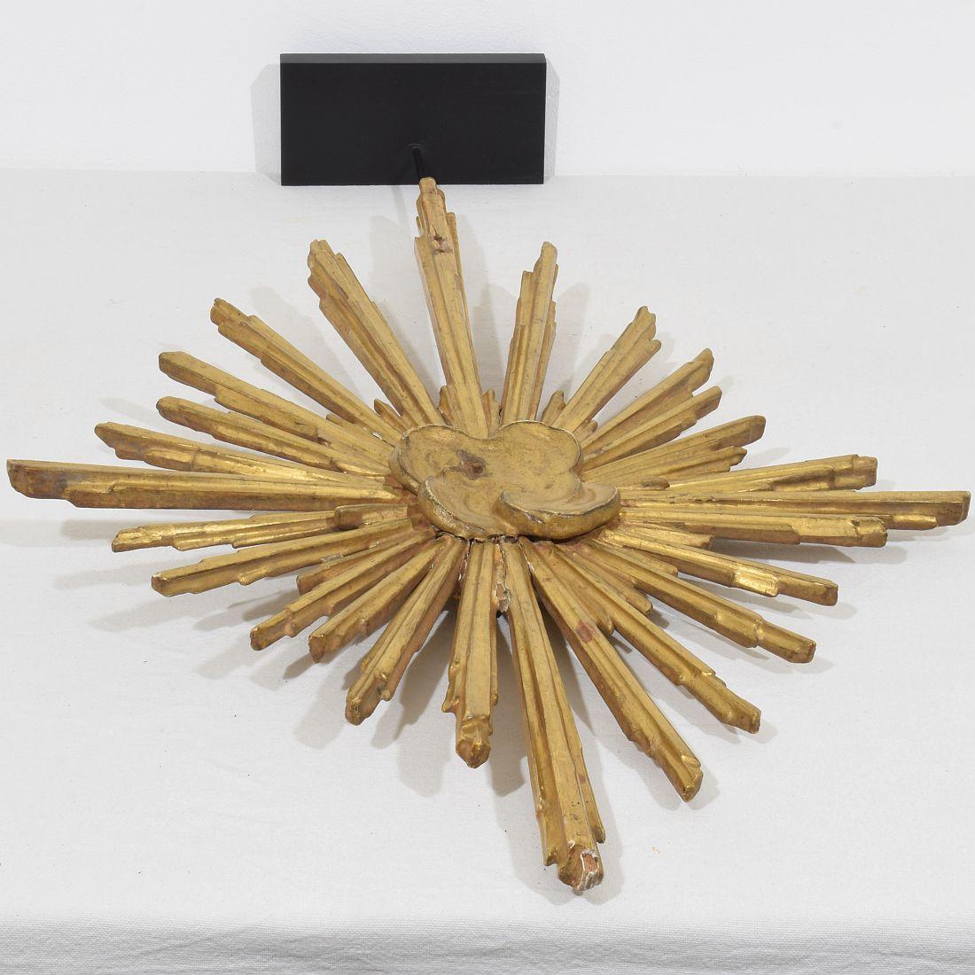 Gilded 18th Century Italian Baroque Carved Wooden Sun For Sale at ...