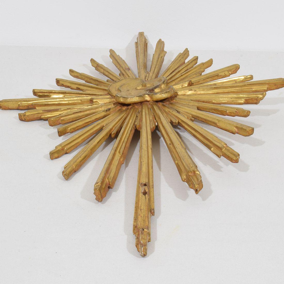 Gilded 18th Century Italian Baroque Carved Wooden Sun For Sale at ...