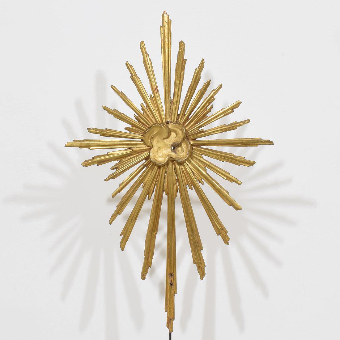 Gilded 18th Century Italian Baroque Carved Wooden Sun For Sale at ...
