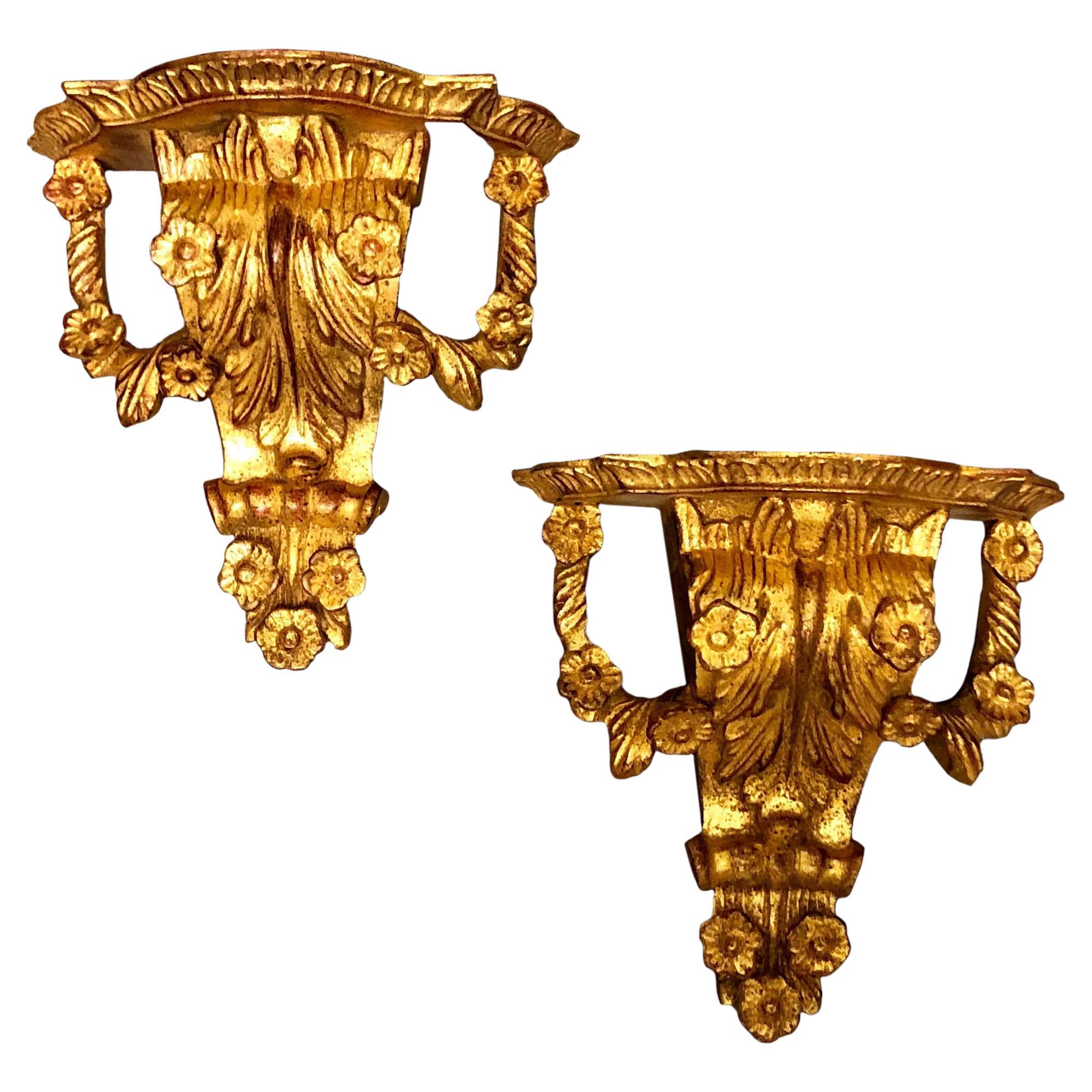 A late Baroque gilded wood bracket (console d'applique) For Sale at 1stDibs