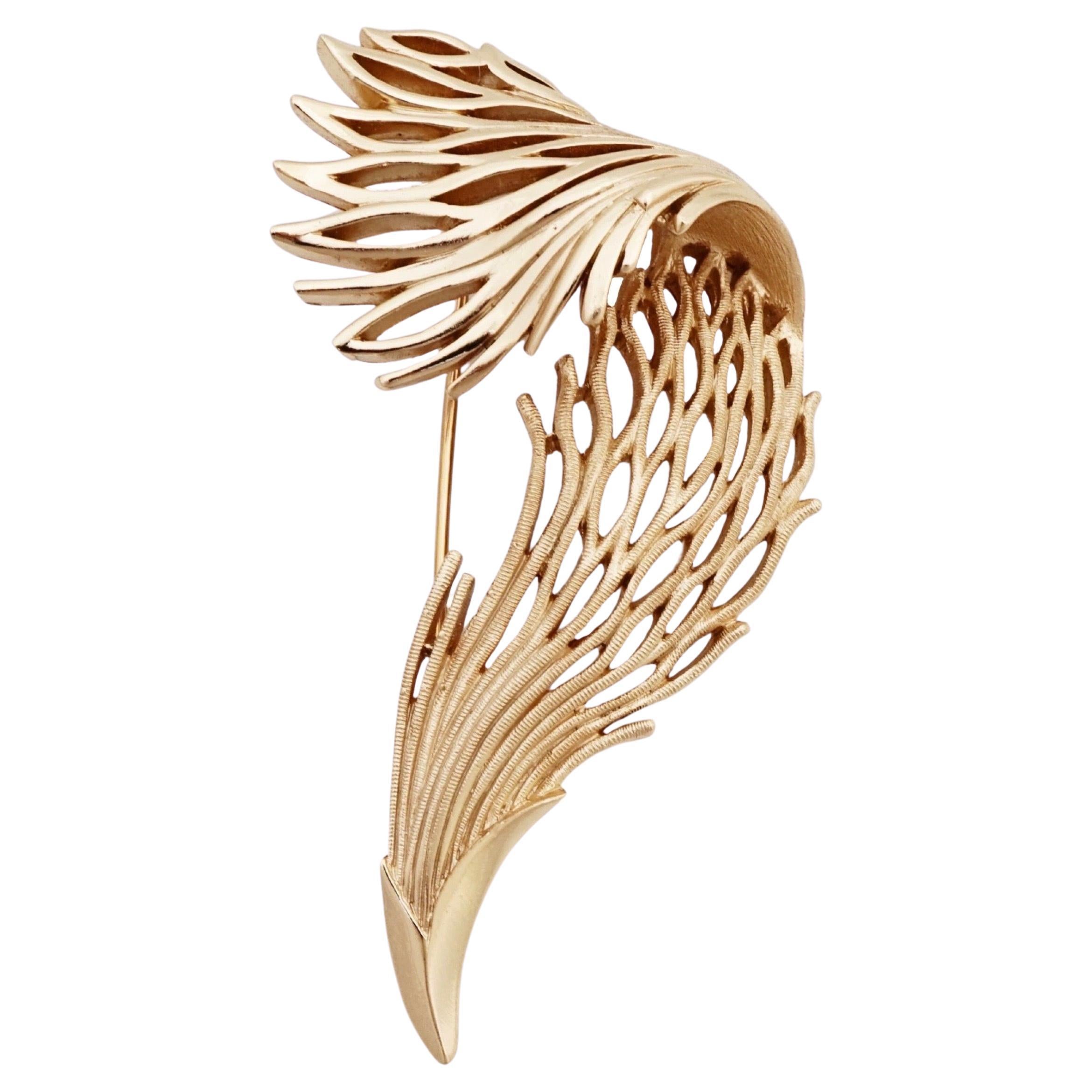 Trifari Jewelry & Watches - 228 For Sale at 1stDibs | trifari vintage ...