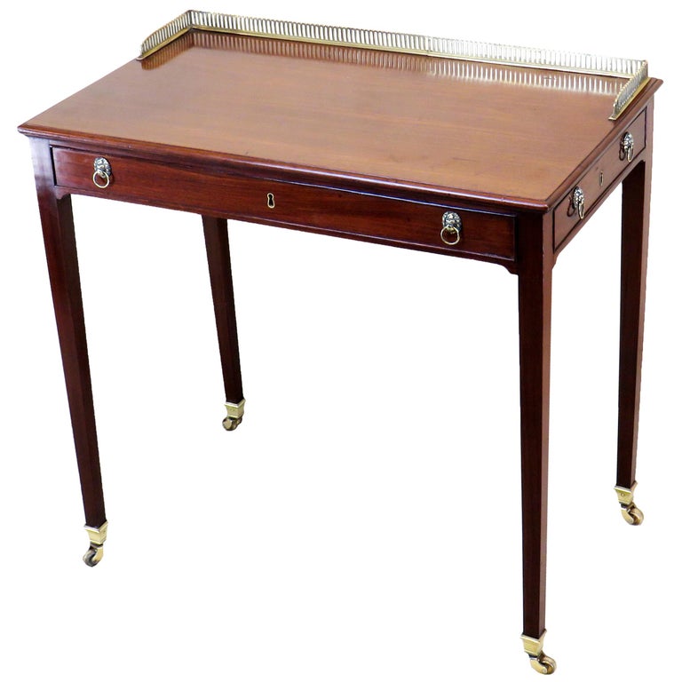 Gillows Georgian Mahogany Ladies Writing Table at 1stDibs