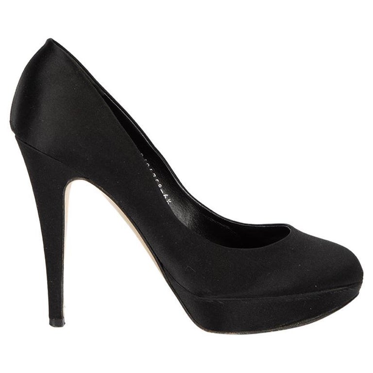 Gina Women's Black Satin Round Toe Heels For Sale at 1stDibs