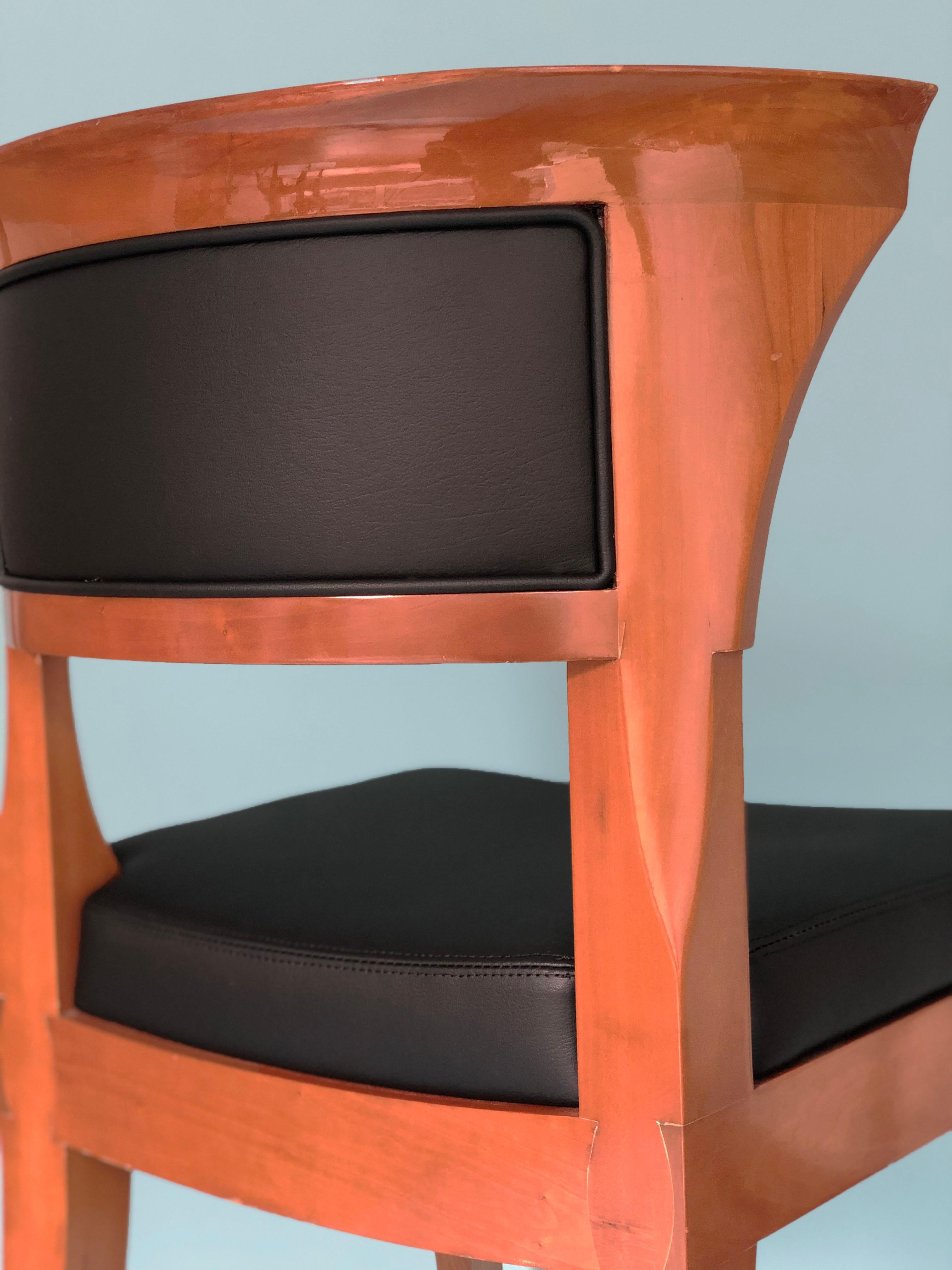 Sedie da pranzo Giorgetti in Wood Modello Sella Media di Leon Krier 1991 Set di2 in vendita su ...