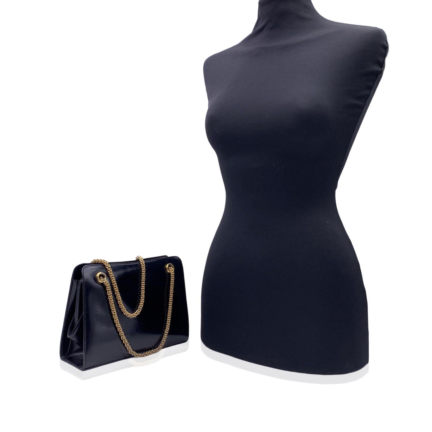 Giorgio Gucci Vintage Black Leather Handbag Chain Handles Bag For Sale ...