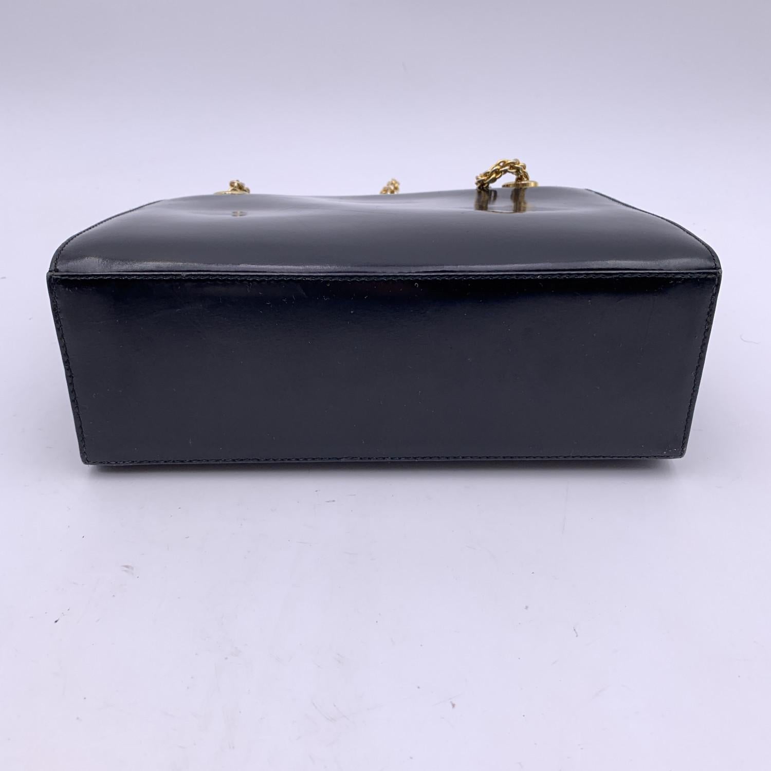Giorgio Gucci Vintage Black Leather Handbag Chain Handles Bag For Sale ...