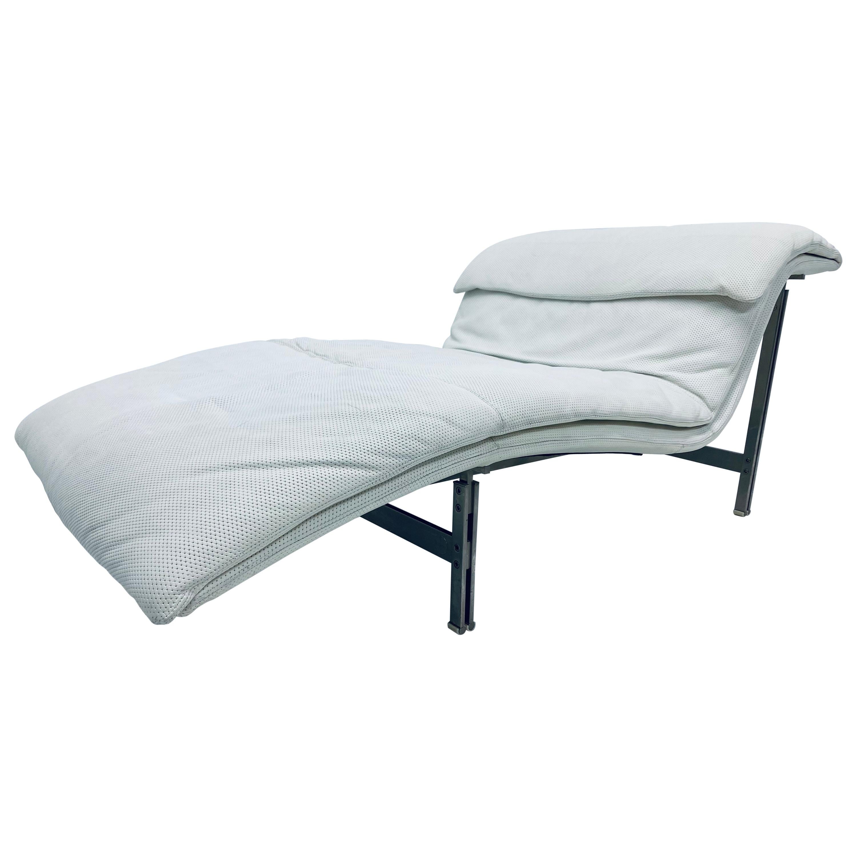 Giovanni Offredi “Onda” Postmodern Wave Lounge Chair for Saporiti at ...