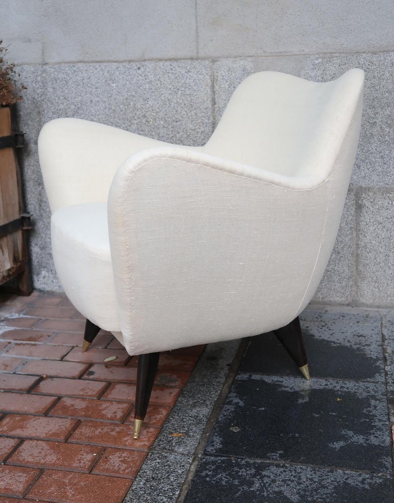 Giulia Veronesi, mod. Perla Wood Legs and White Linen Midcentury ...