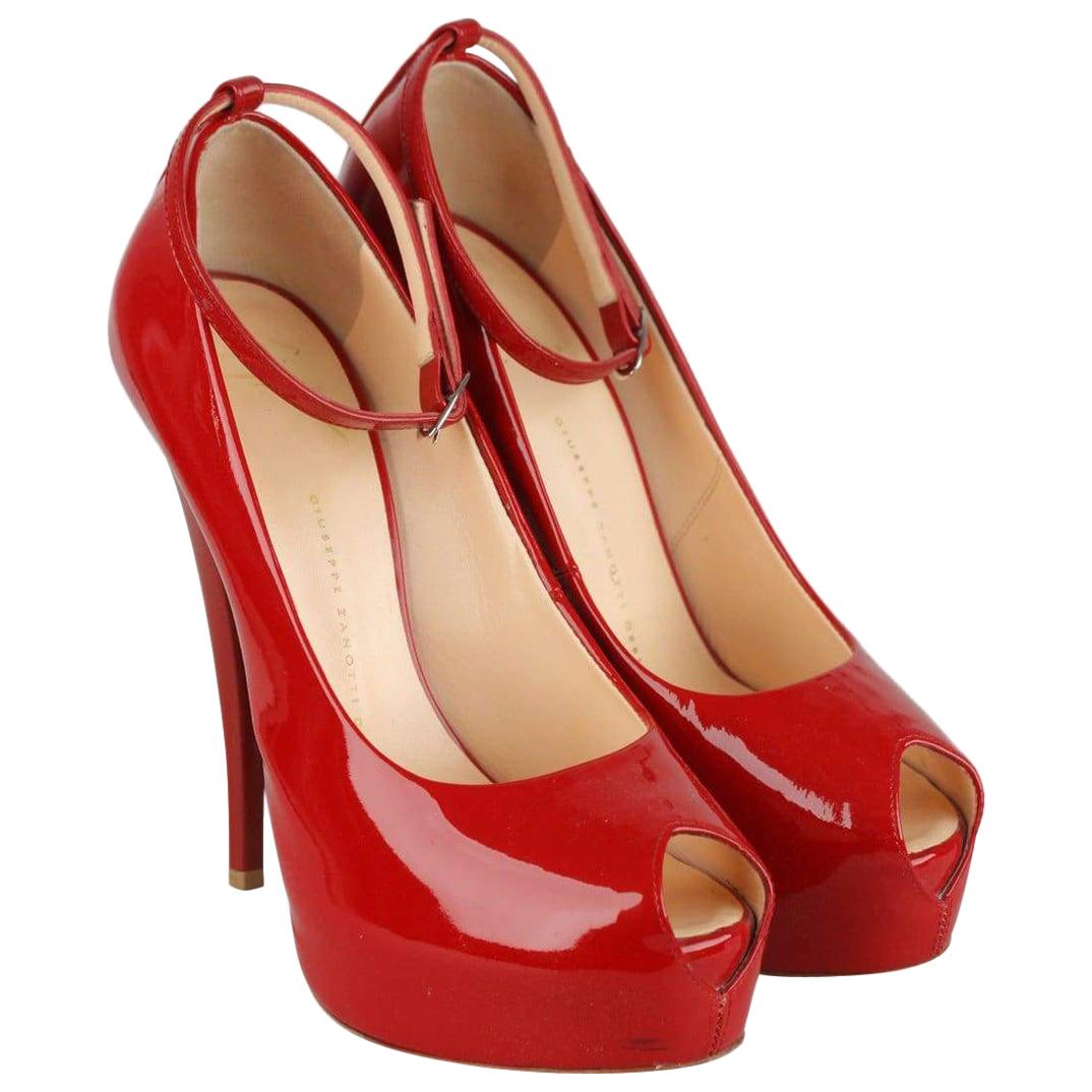 Giuseppe Zanotti Gold Metal Leaf Heels at 1stDibs | giuseppe gold leaf ...