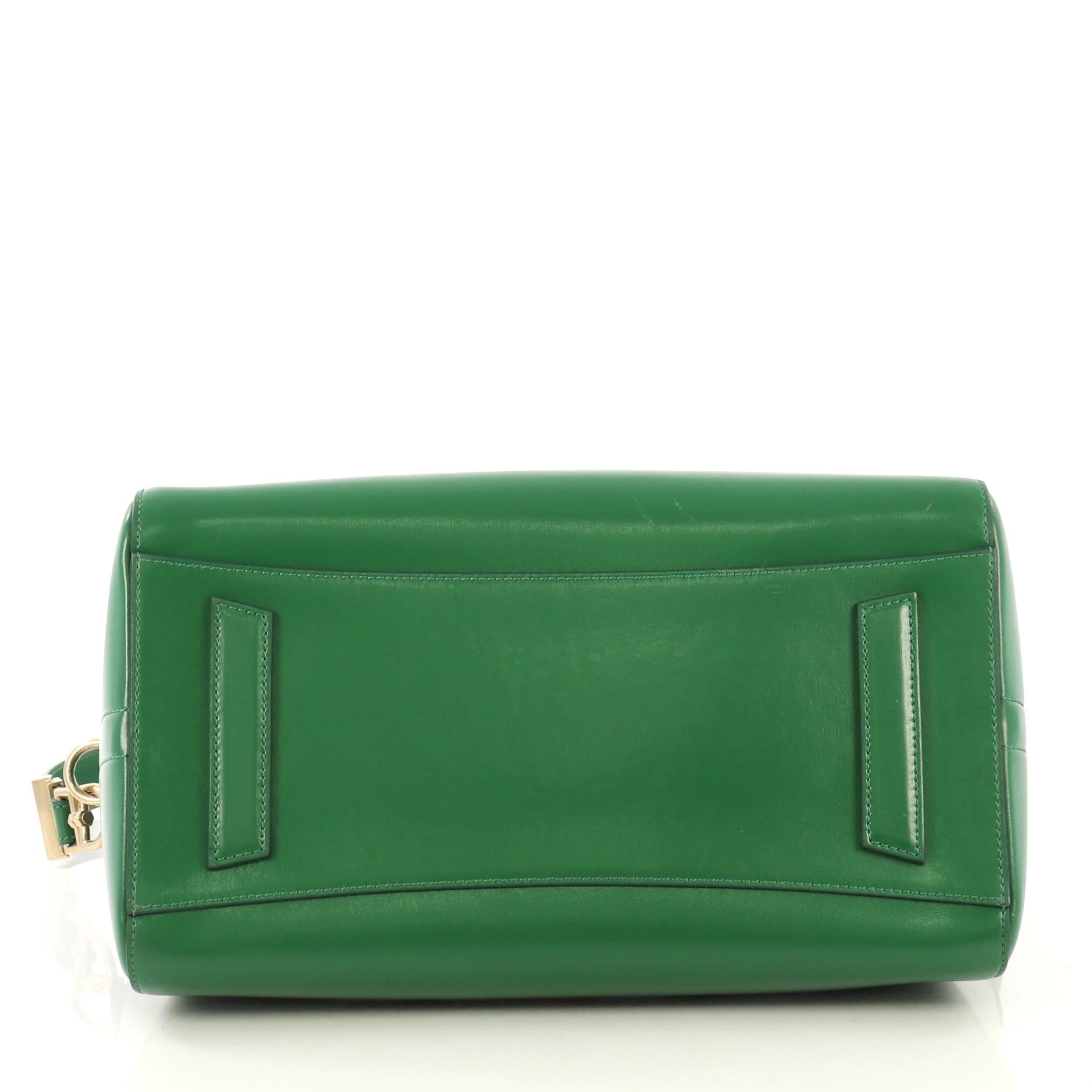 Givenchy Antigona Bag Glazed Leather Medium at 1stDibs | green givenchy ...