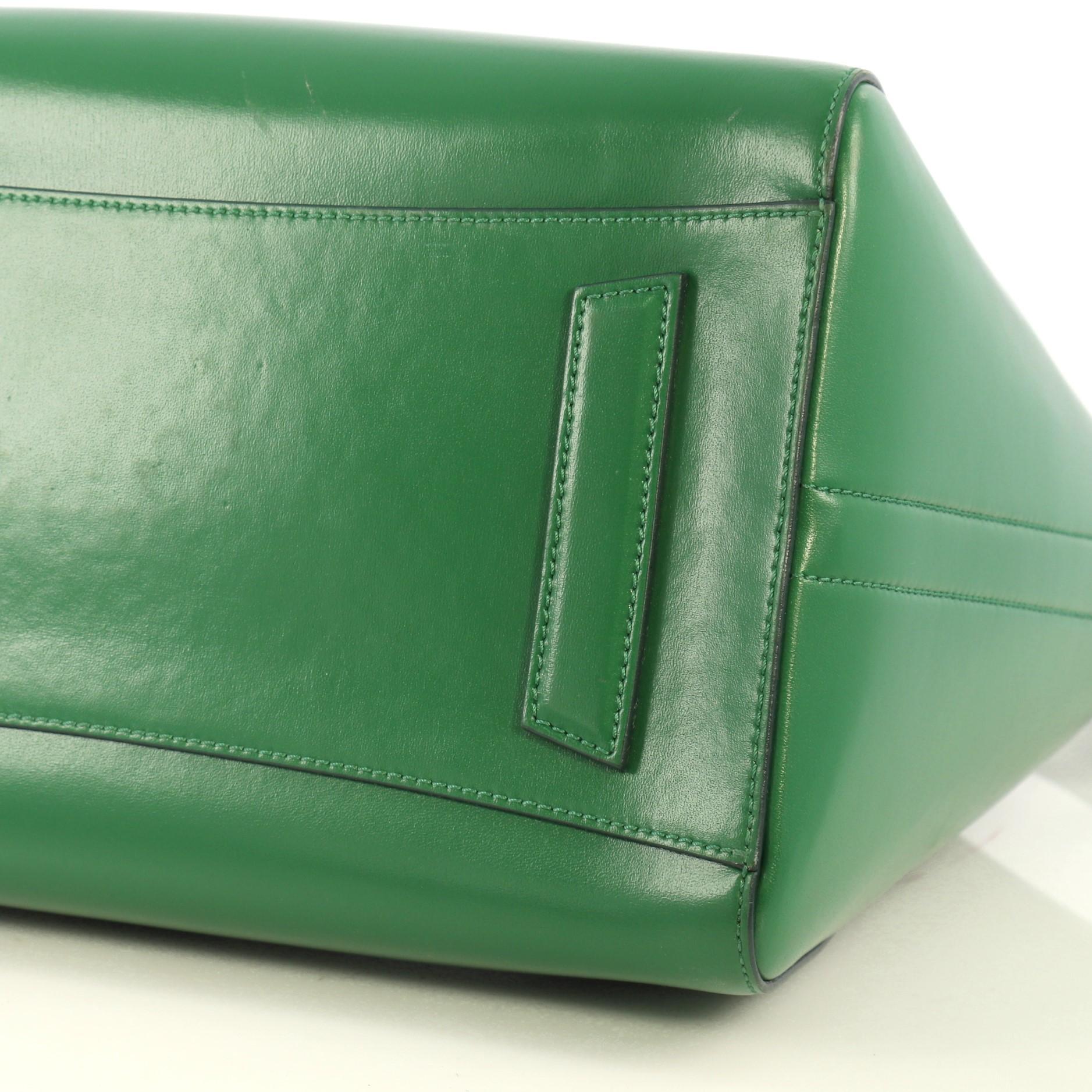 Givenchy Antigona Bag Glazed Leather Medium at 1stDibs | green givenchy ...