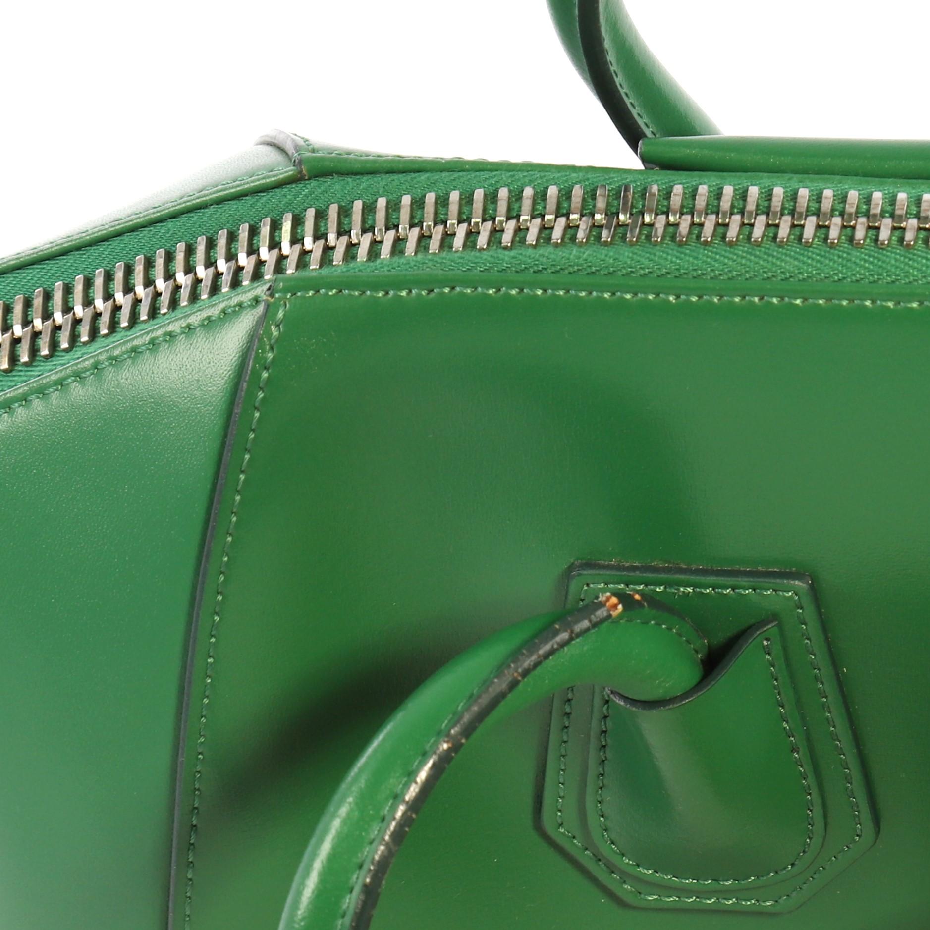 Givenchy Antigona Bag Glazed Leather Medium at 1stDibs | green givenchy ...