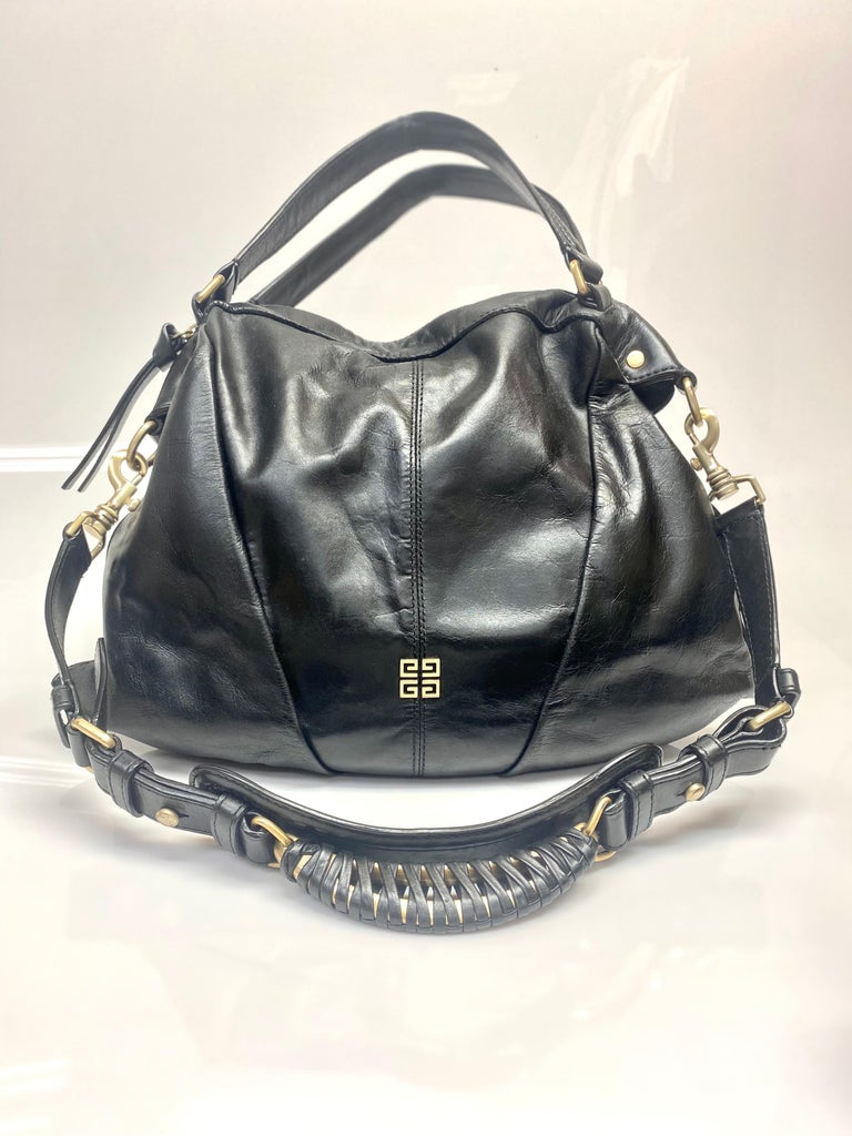 Givenchy Black Leather Shoulder Handbag-GHW For Sale at 1stDibs