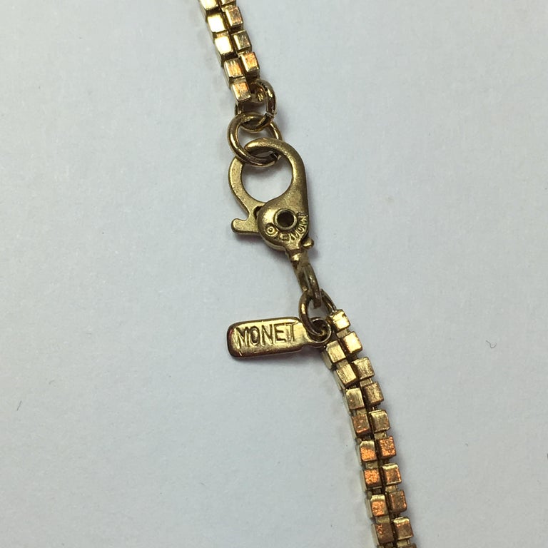 Givenchy Green Art Glass Pendant with Monet Box Chain For Sale at 1stDibs