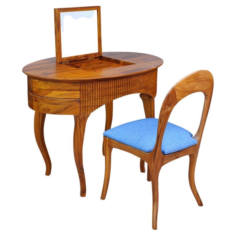 Glam Station Dressing Table with Matching Chair For Sale at 1stDibs