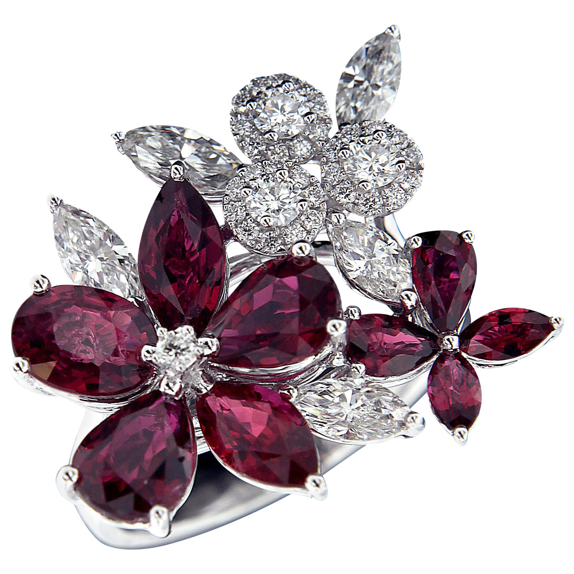 Bespoke Italian Ruby and Diamond Harlequin 18 Karat Gold Ring at 1stDibs