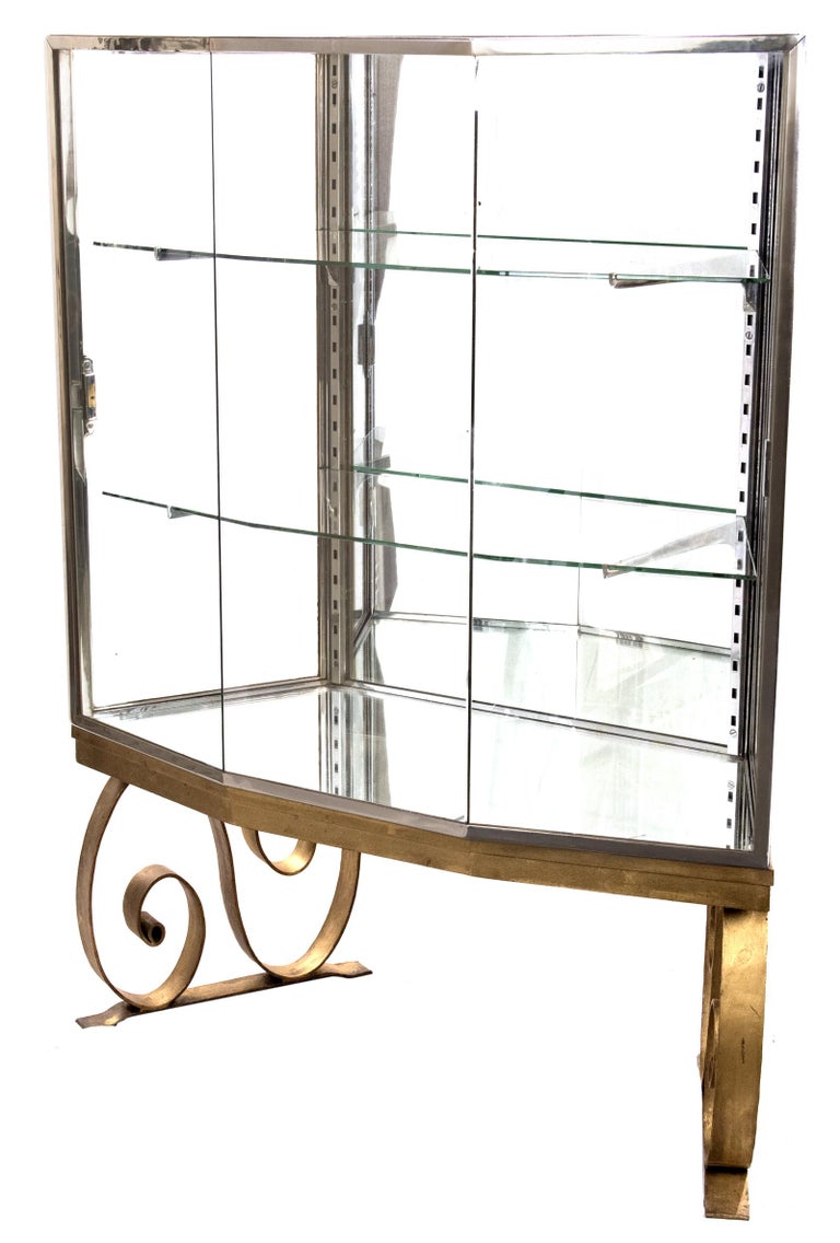 Glass and Mirrored Art Deco Panel Display Case on Gilt-painted Base at ...