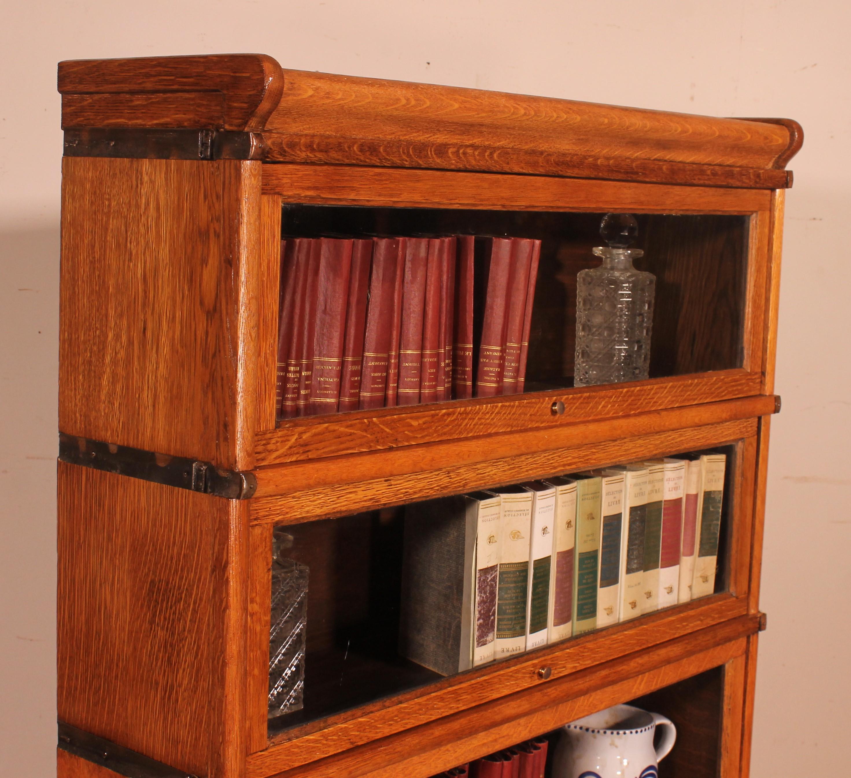 Globe Wernicke Library in Oak with 4 Elements For Sale at 1stDibs