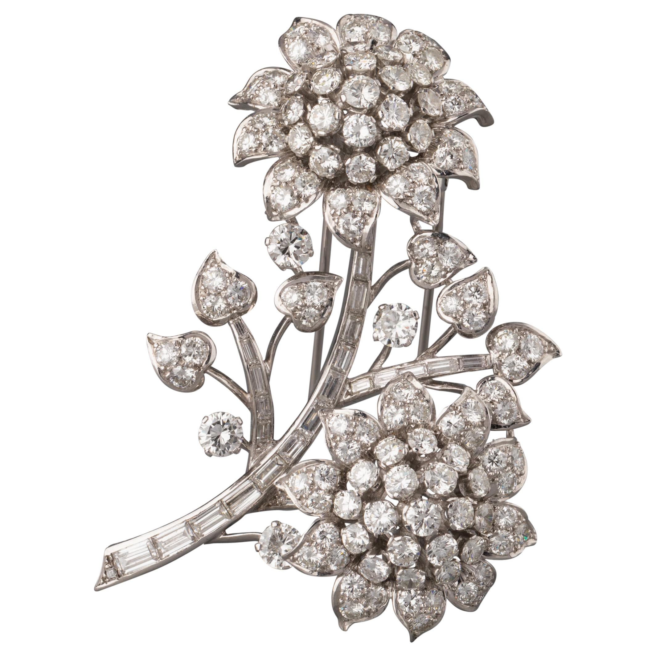 Gold Diamonds French Vintage Brooch For Sale at 1stDibs