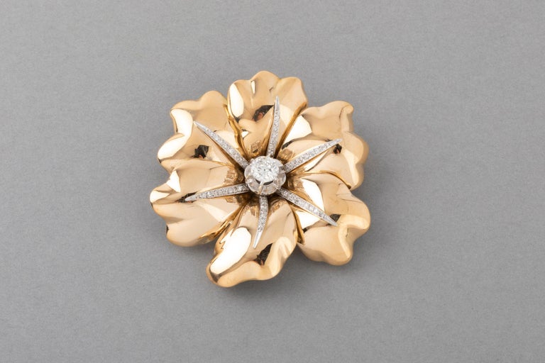 Gold and Diamonds French Vintage Brooch For Sale at 1stDibs