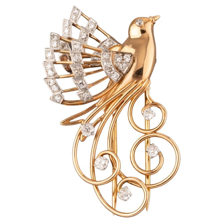 Gold and Diamonds Vintage Bird Brooch For Sale at 1stDibs