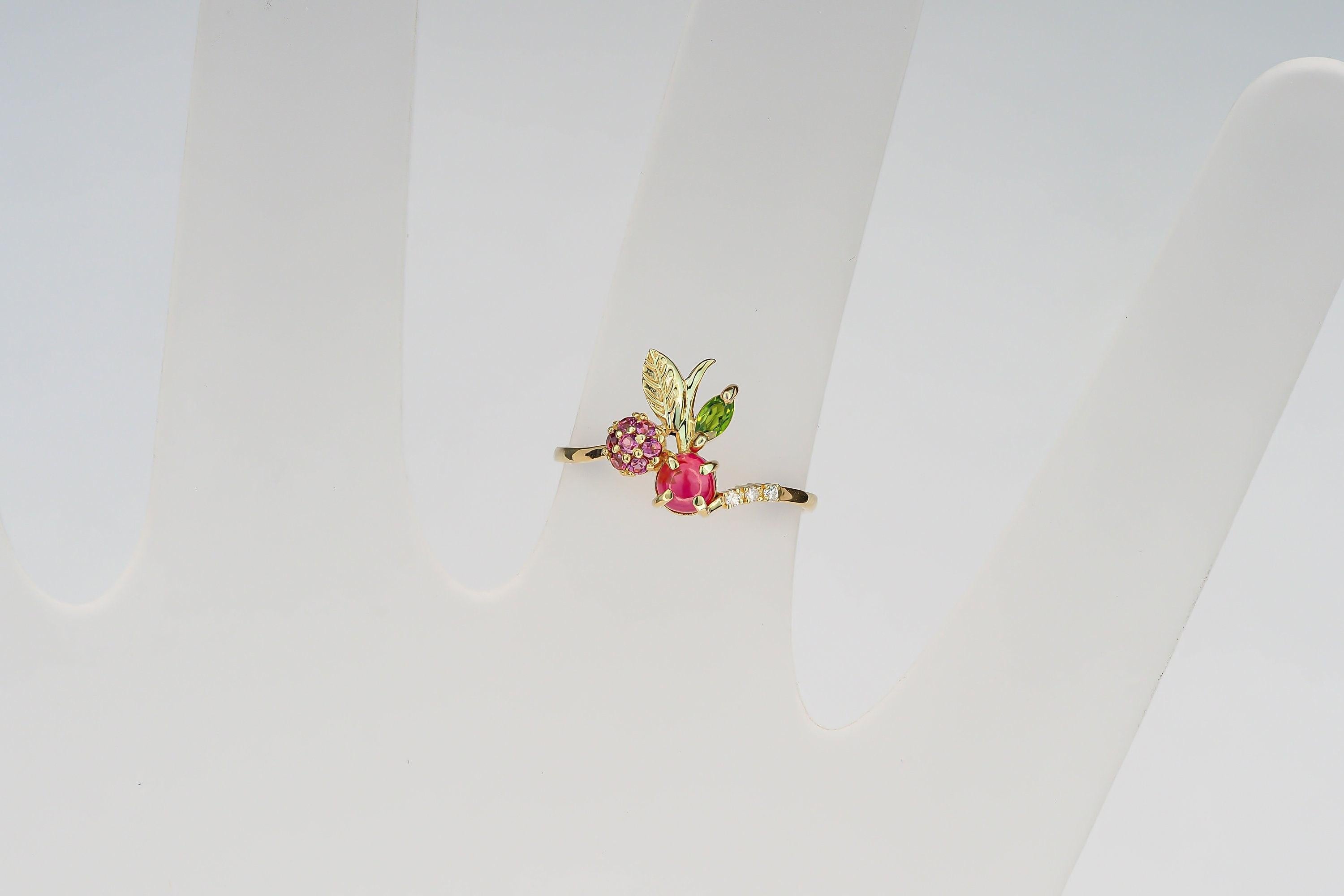 Gold Cherry ruby ring in 14k gold For Sale at 1stDibs