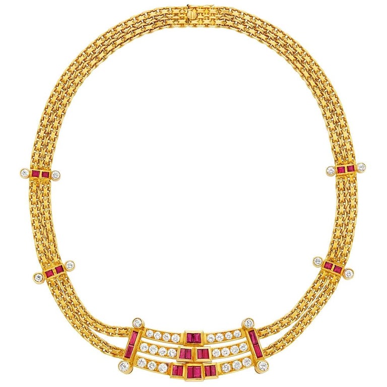 Gold Diamond Ruby Necklace For Sale at 1stDibs