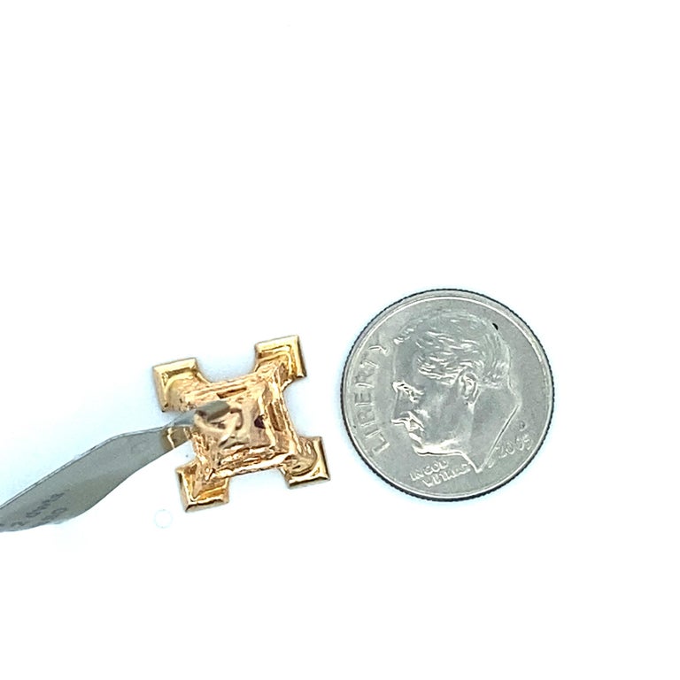 Gold Eiffel Tower Charm Pendant For Sale at 1stDibs