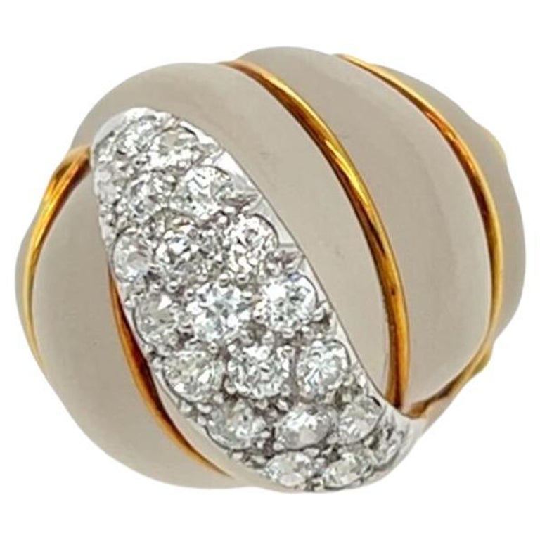 Gold Frosted Crystal Diamond Cocktail Ring For Sale at 1stDibs