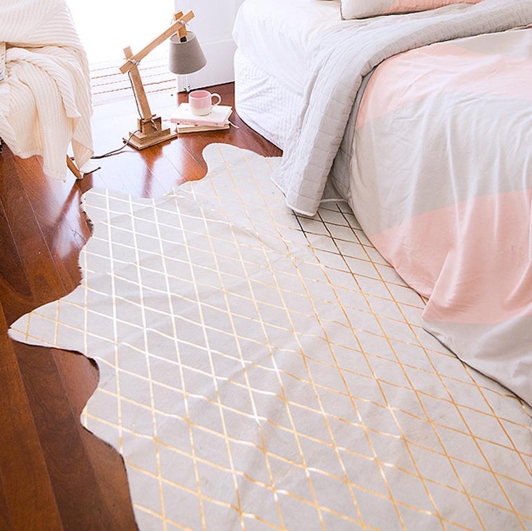 Gold Metallic Diamond Pattern Cream Cowhide Rug, Large For Sale at 1stDibs