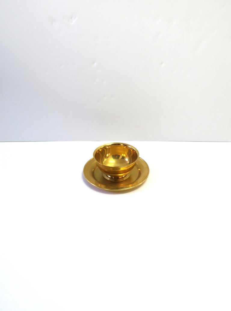 Gold Plated Revere Serving Bowl and Underplate Saucer For Sale at 1stDibs