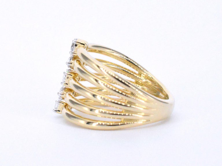 Gold ring with 5 special diamonds. For Sale at 1stDibs
