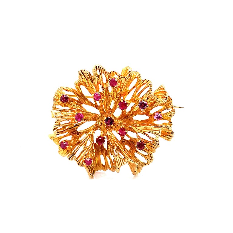 Gold Ruby Brooch For Sale at 1stDibs