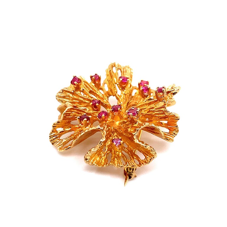 Gold Ruby Brooch For Sale at 1stDibs