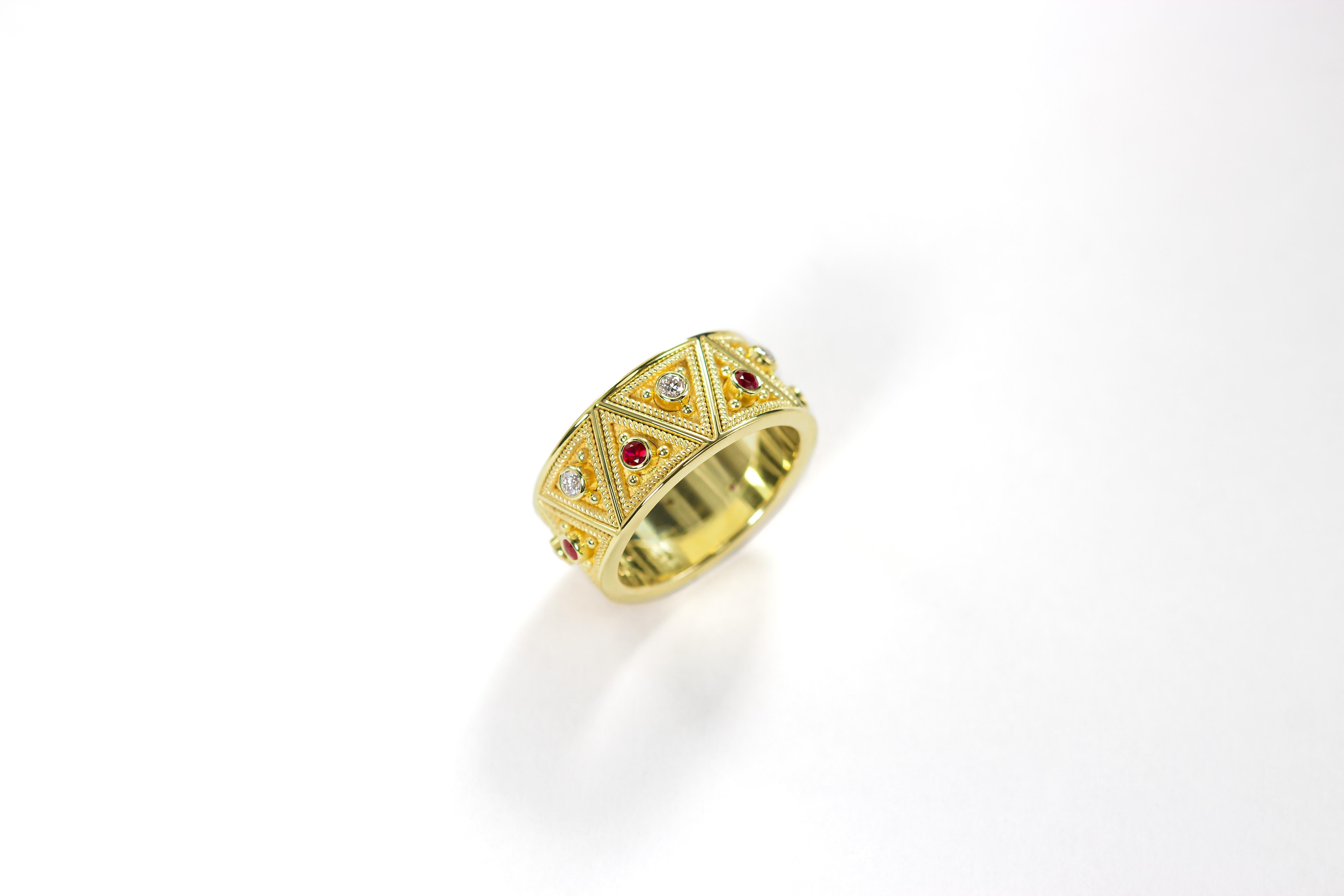 Gold Triangle Motif Ring with Rubies and Diamonds For Sale at 1stDibs