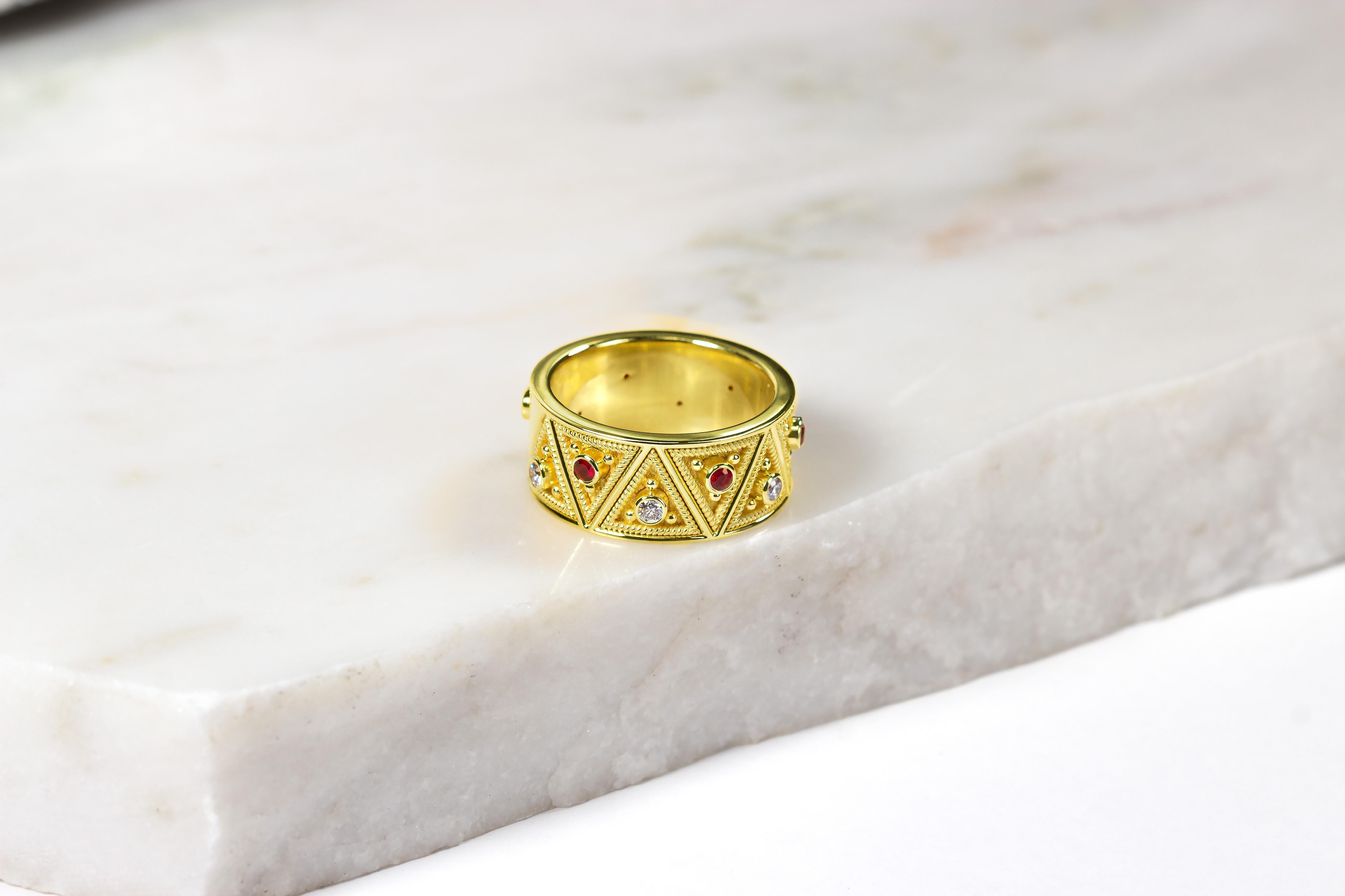 Gold Triangle Motif Ring with Rubies and Diamonds For Sale at 1stDibs