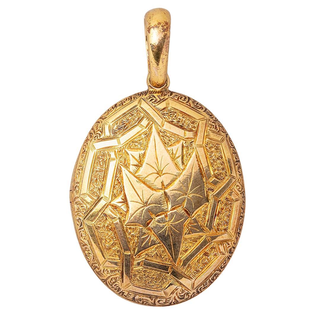 Gold Victorian Locket For Sale at 1stDibs