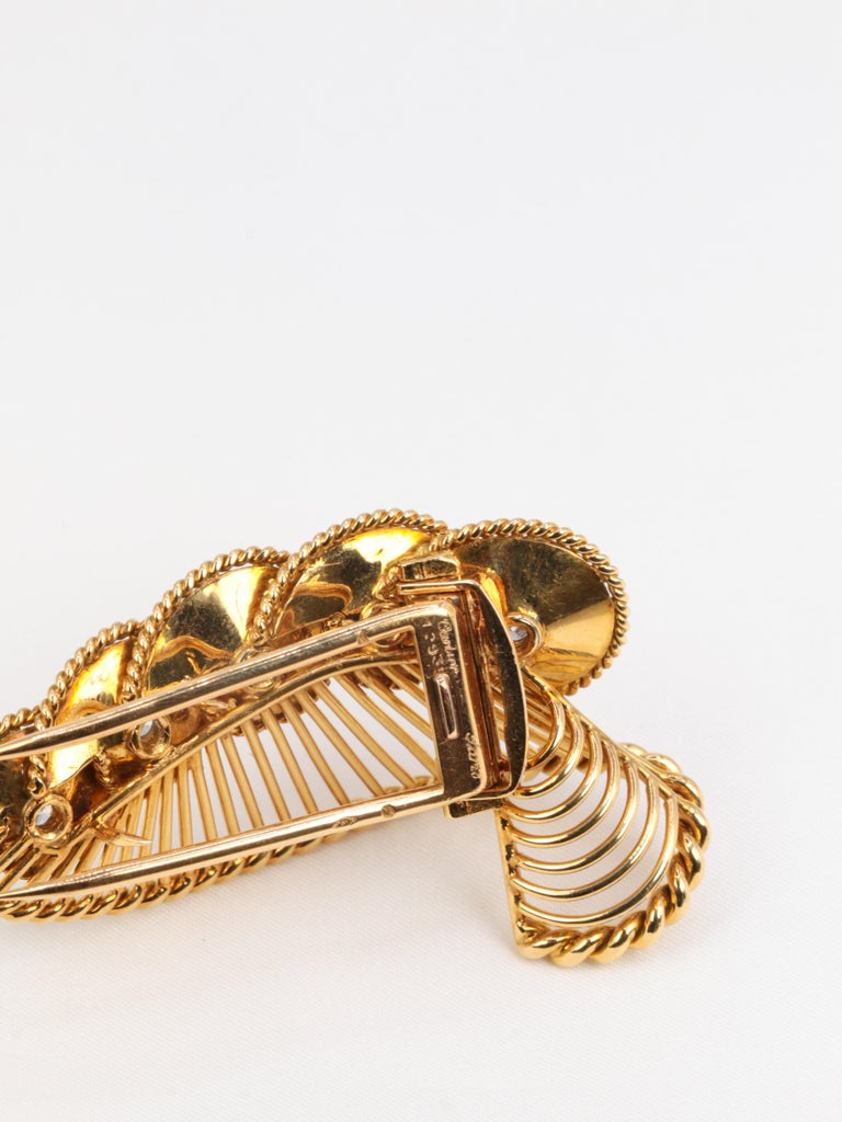Gold Vintage Cartier Shell Brooch with Diamonds For Sale at 1stDibs