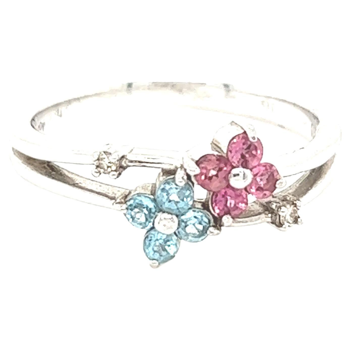 Gold Crossover Diamond Ring For Sale at 1stDibs