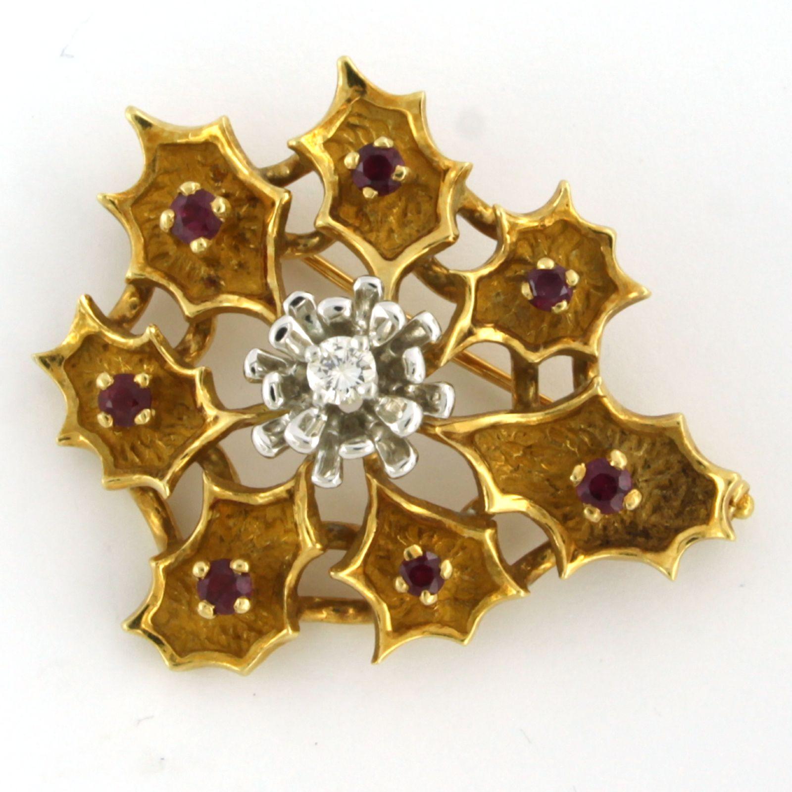GOLDBAUR - Brooch with ruby and Diamond - 18k bicolour gold For Sale at ...